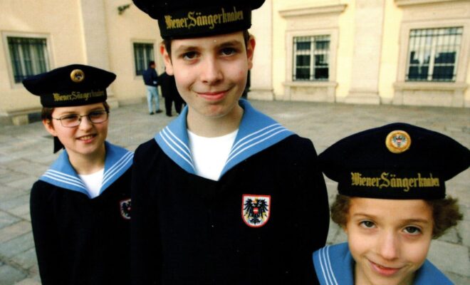 三人の童子 | opera buff